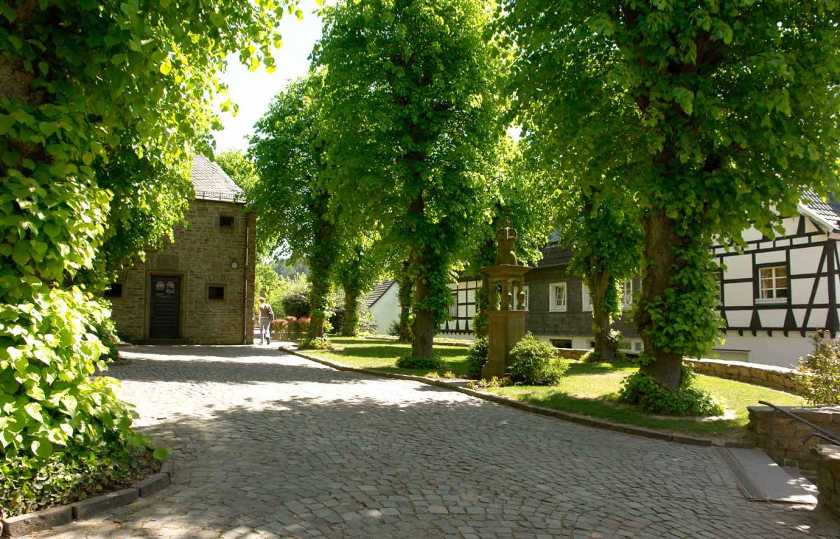 Das Zentrum – erfahren Sie mehr über uns | LogoZentrum Lindlar